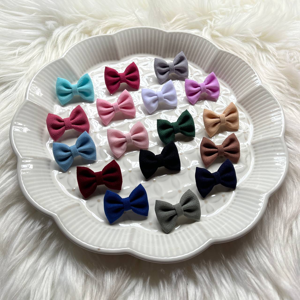 Ribbon Brooch: Plain